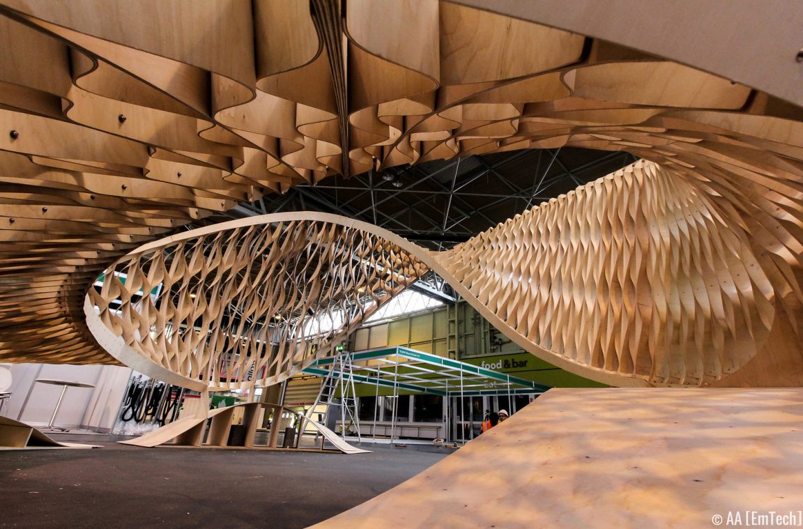 Twist by EmTech - Parametric Architecture