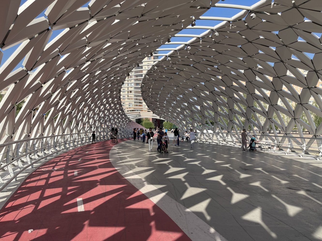 Atyrau Bridge: A Shelled Magnificence Woven by New Moon Architects