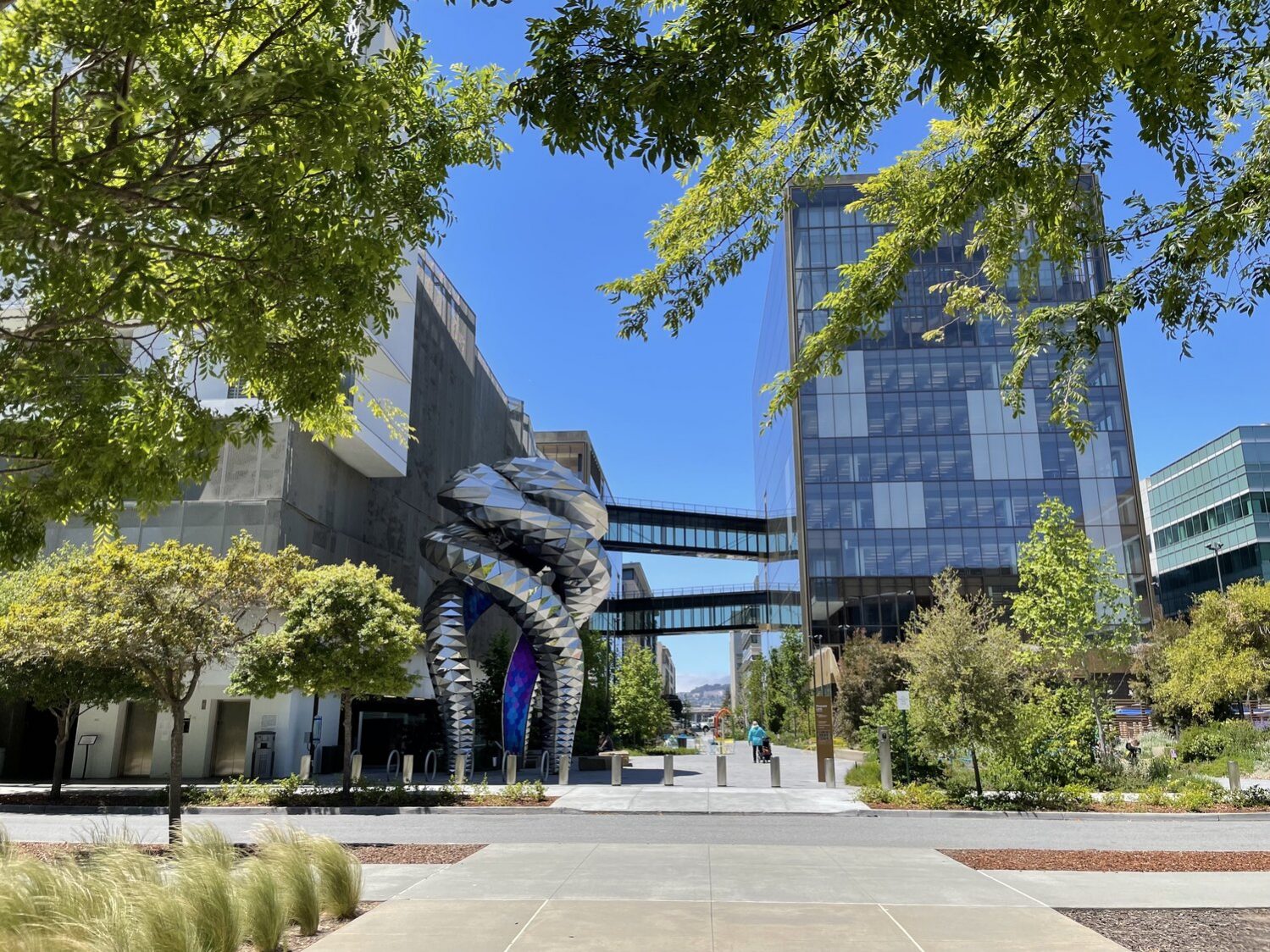 Orbital: Tessellated Vision of a Contemporary Garden Folly