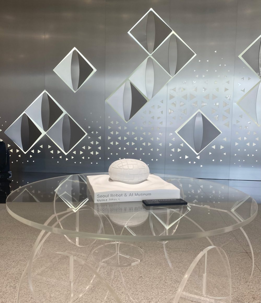 Seoul Robot & AI Museum | Raim Hologram-MAA