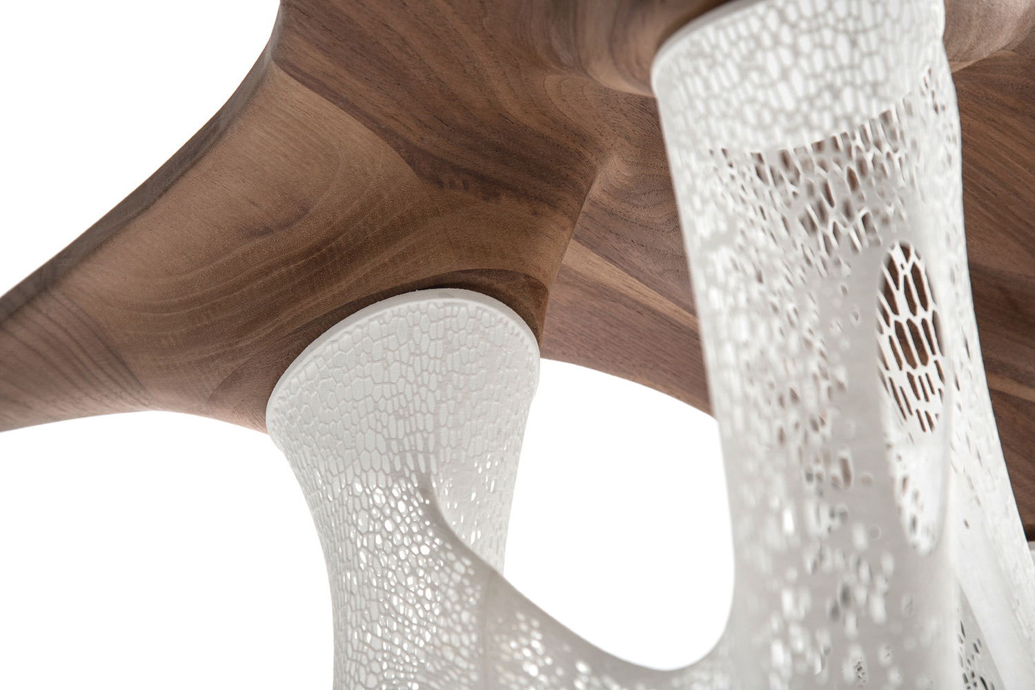 An Innovatively Envisioned 3D Printed Table Design By ALEKSA Studio