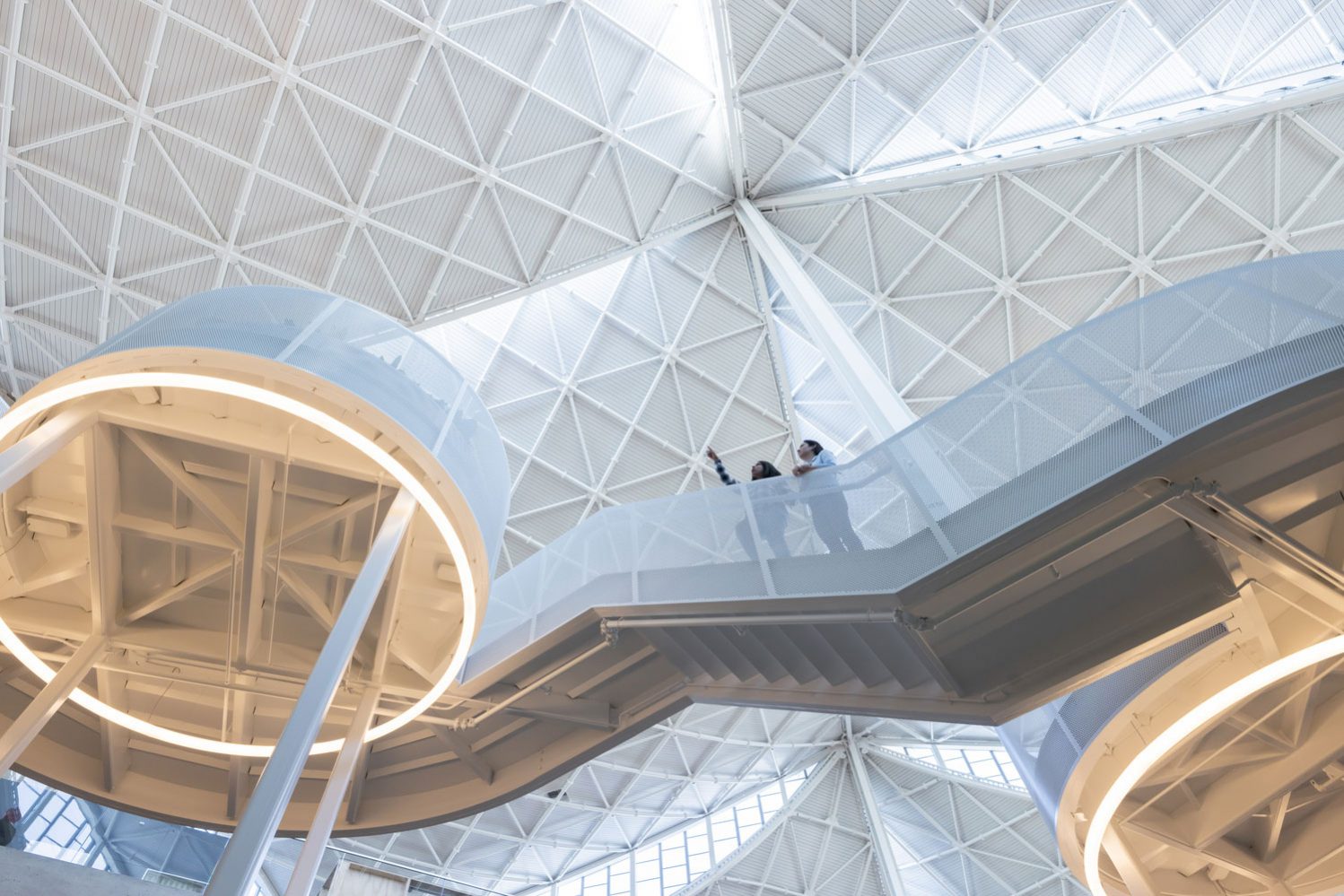 Google Bay View is officially the world’s largest building