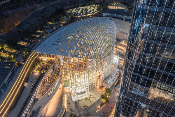 The Ring, A Seamless Joint Between Gardens and Retails