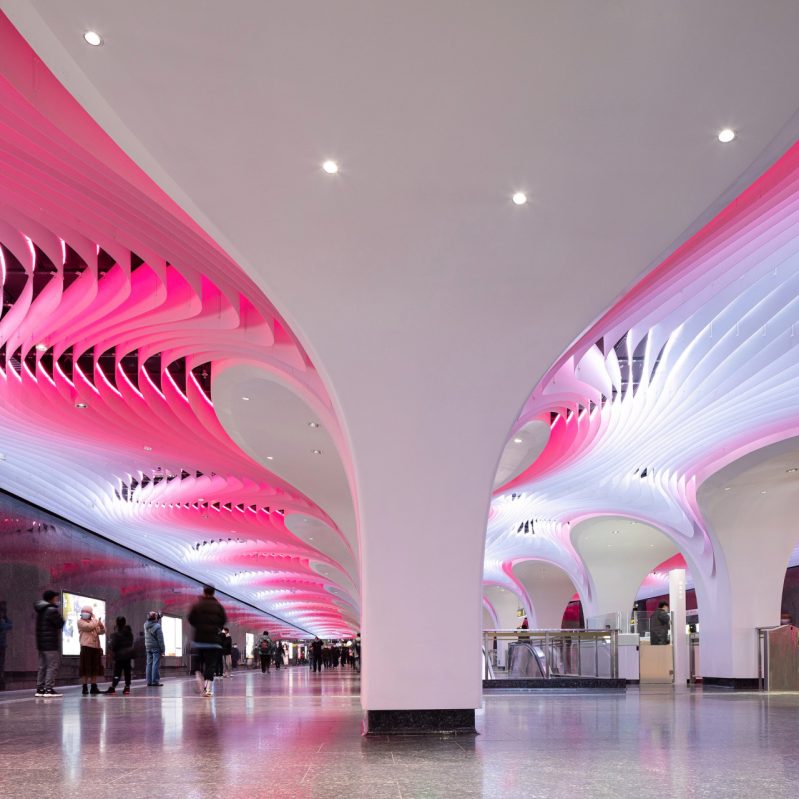 Yuyuan Station, An Attraction Spot With Its Vivid Look