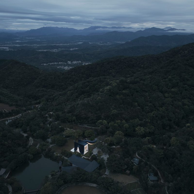 Xi Hall By Say Architects, Amazing Recall For Chinese Traditional Houses
