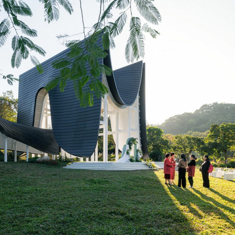Xi Hall By Say Architects, Amazing Recall For Chinese Traditional Houses