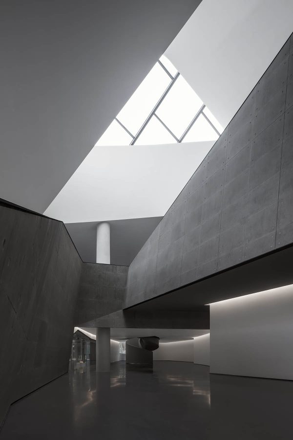 Spatial rhythm and curvaceous volume; art museums by CSD Design