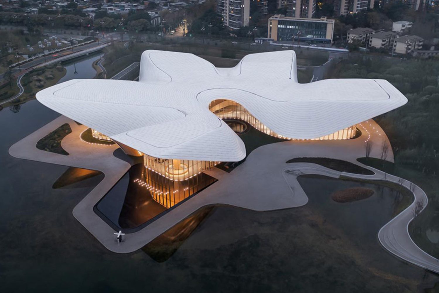 Spatial rhythm and curvaceous volume; art museums by CSD Design