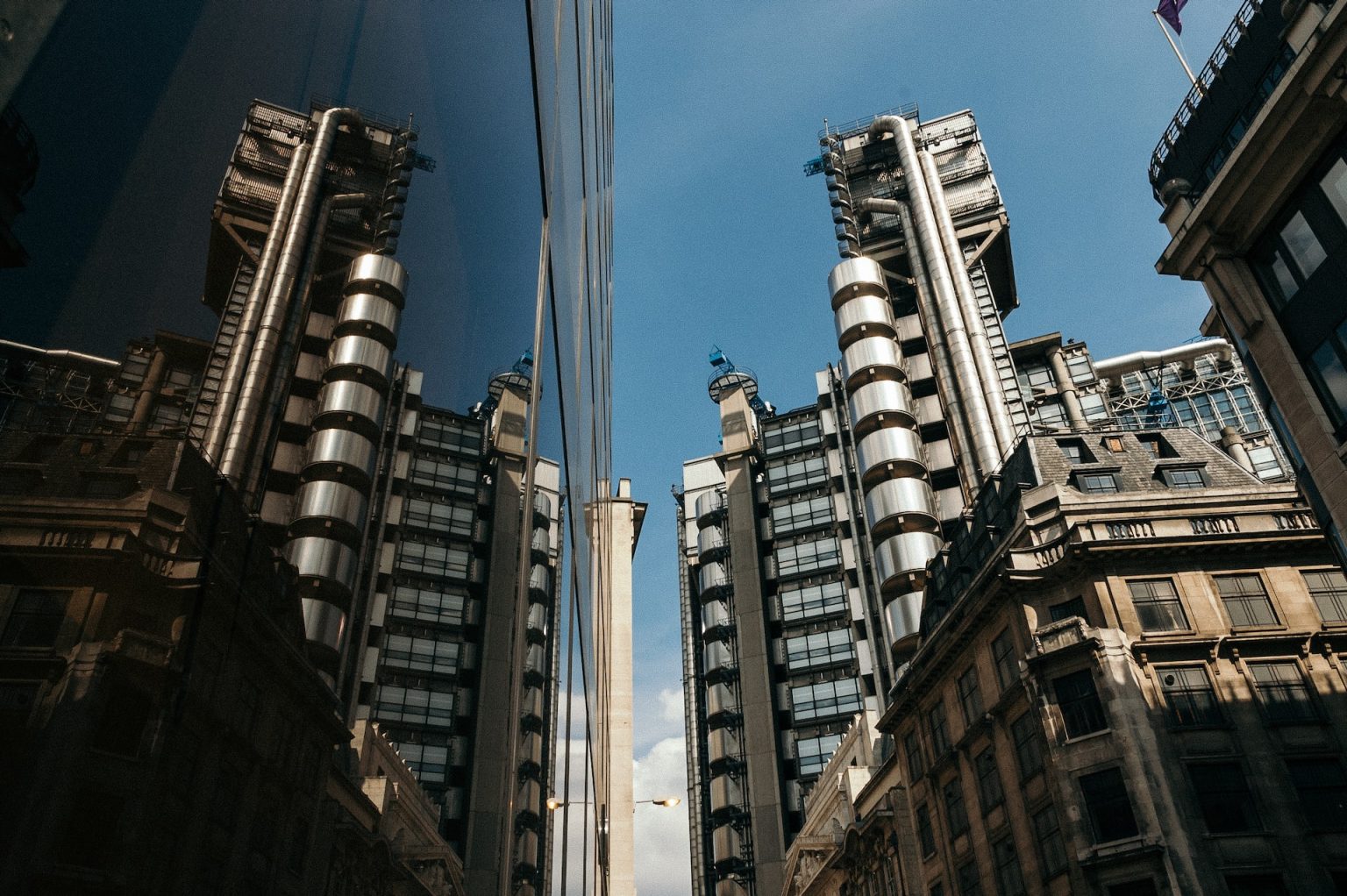 10 iconic buildings opened by Queen Elizabeth II