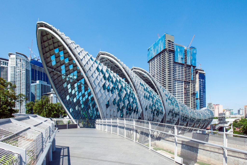 Pintasan Saloma Bridge inspired by the Sirih Junjung