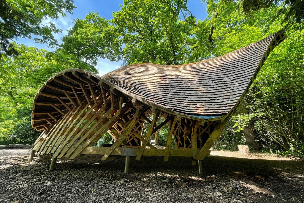 Oak Community Built Shelter: Westonbirt, The National Arboretum