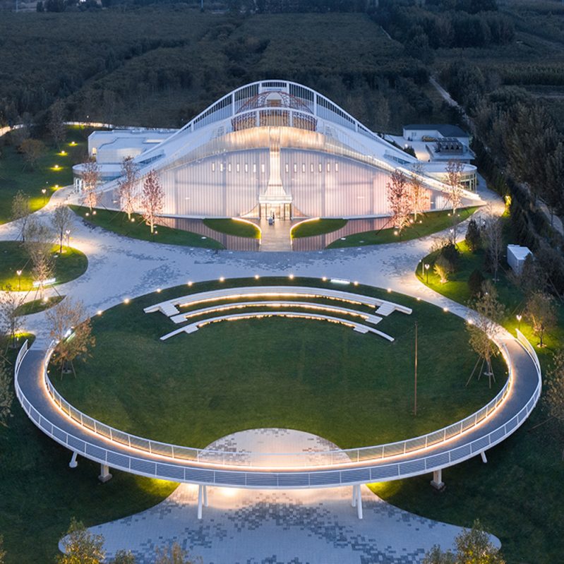 Spatial rhythm and curvaceous volume; art museums by CSD Design