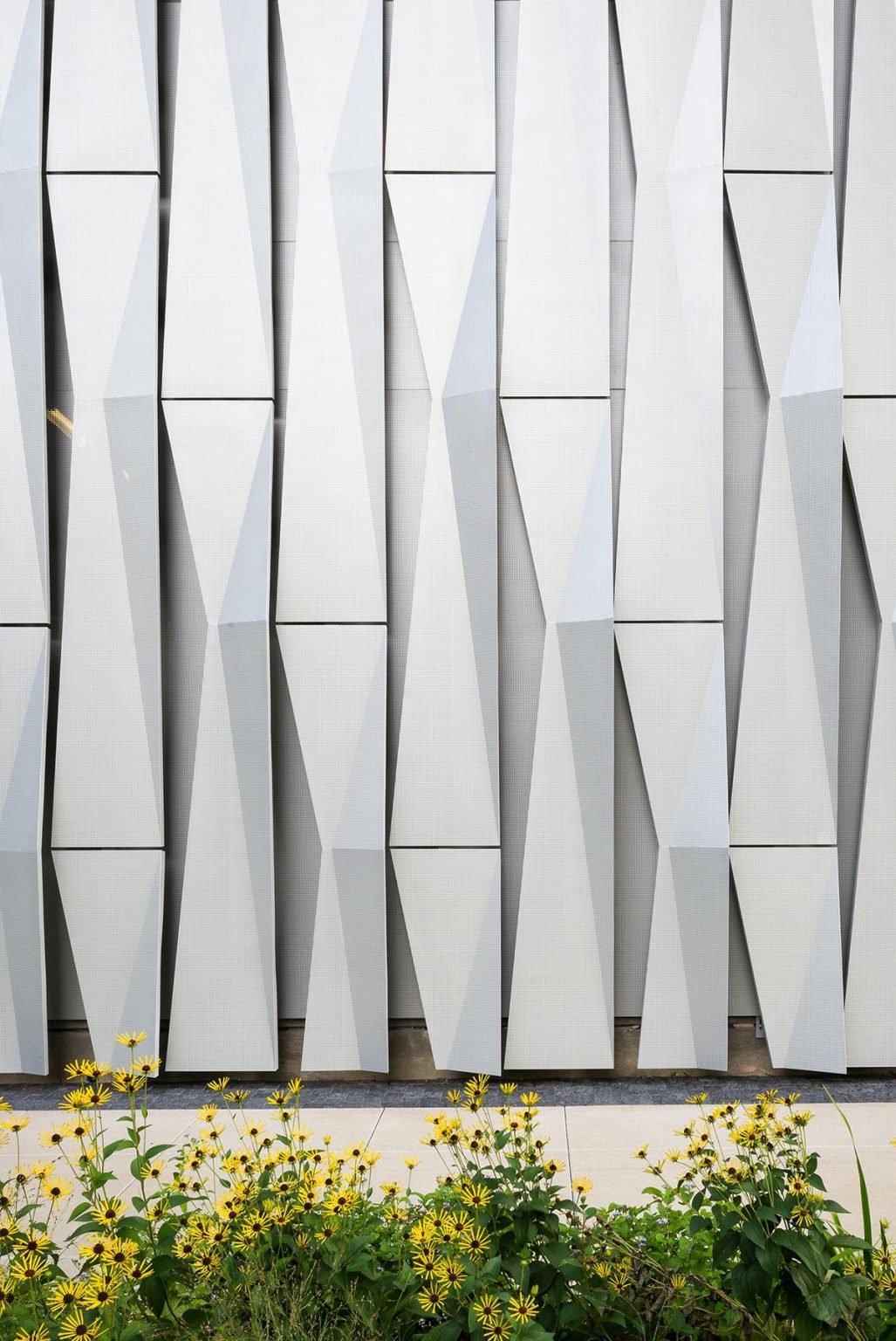 Parametric panels of Gateway Plaza façade