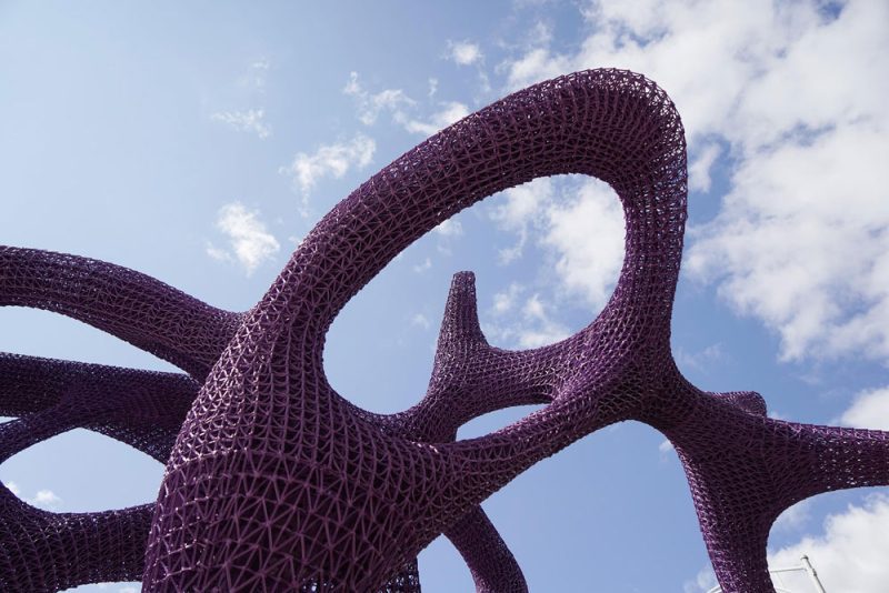 An abstract robotically 3D-printed pavilion