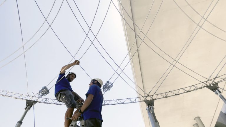 KnitNervi - An actively bent, knitted formwork for ribbed concrete shells
