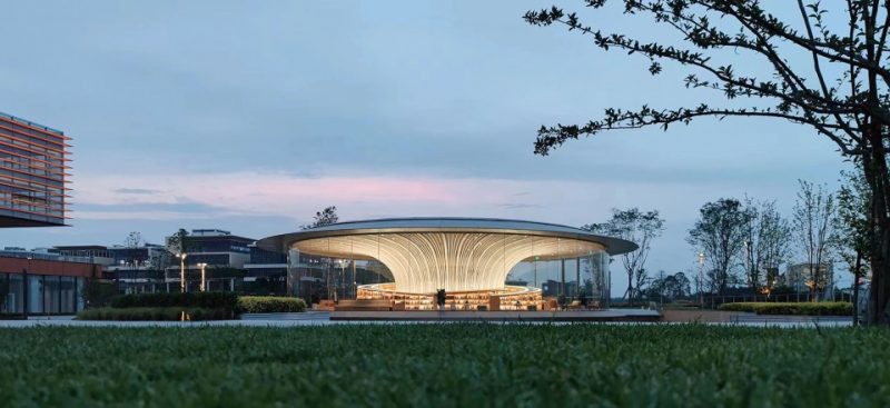 Zhiye Library represents the charm of the garden city