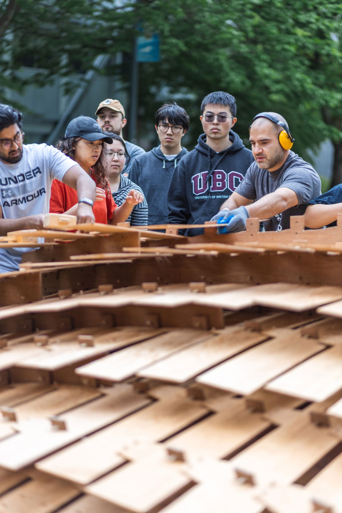 The Millefeuille Pavilion, a robotically fabricated temporary structure