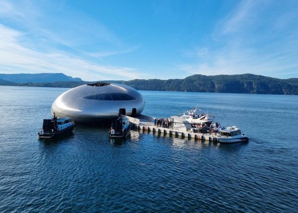 Salmon Eye, a spectacular floating pavilion on Hardangerfjord