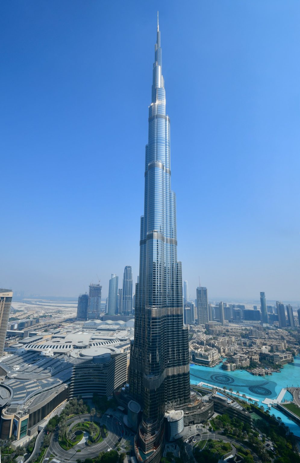 10 iconic tall buildings across Asia that are simply stunning
