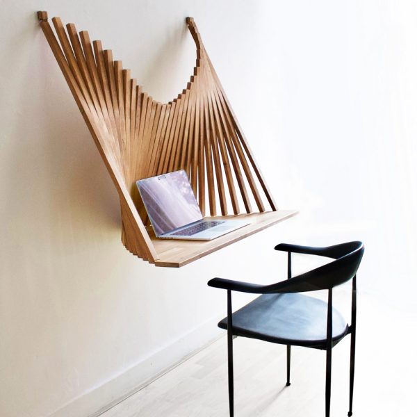 Collaboration between design and material by Robert van Embricqs