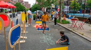 How can tactical urbanism help to create better urban spaces?