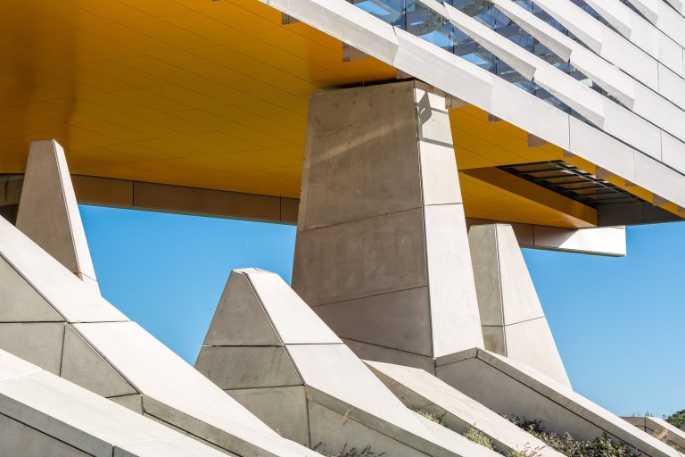 Gates Hall: Vibrant computer science facility by Morphosis