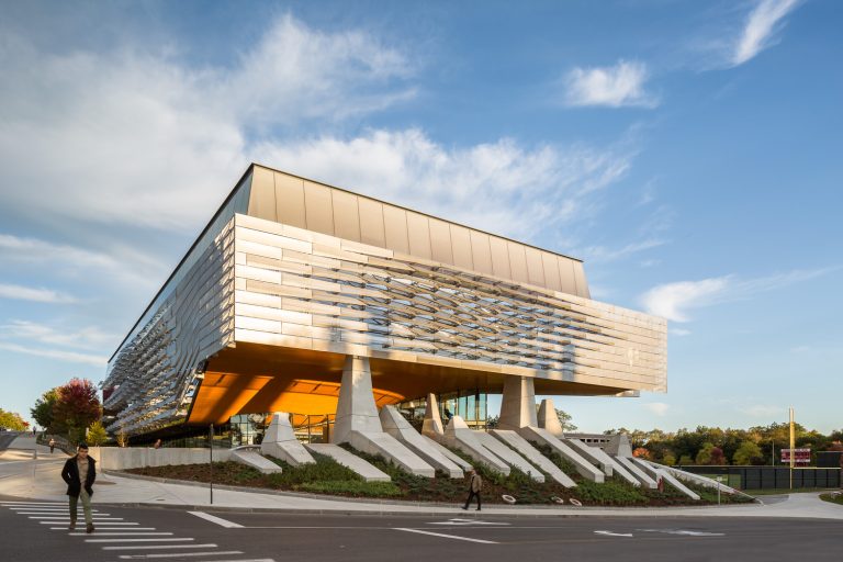 Gates Hall: Vibrant computer science facility by Morphosis