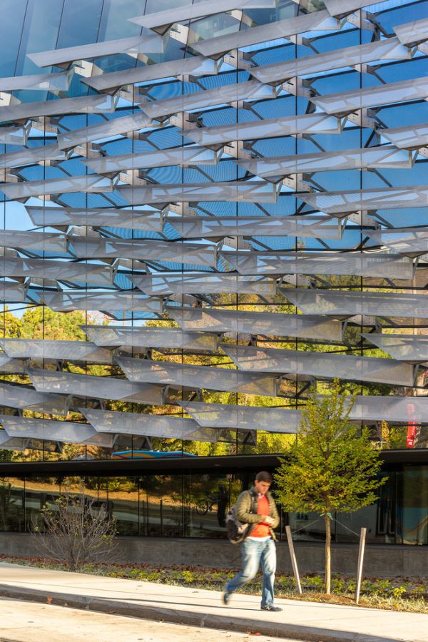 Gates Hall: Vibrant computer science facility by Morphosis