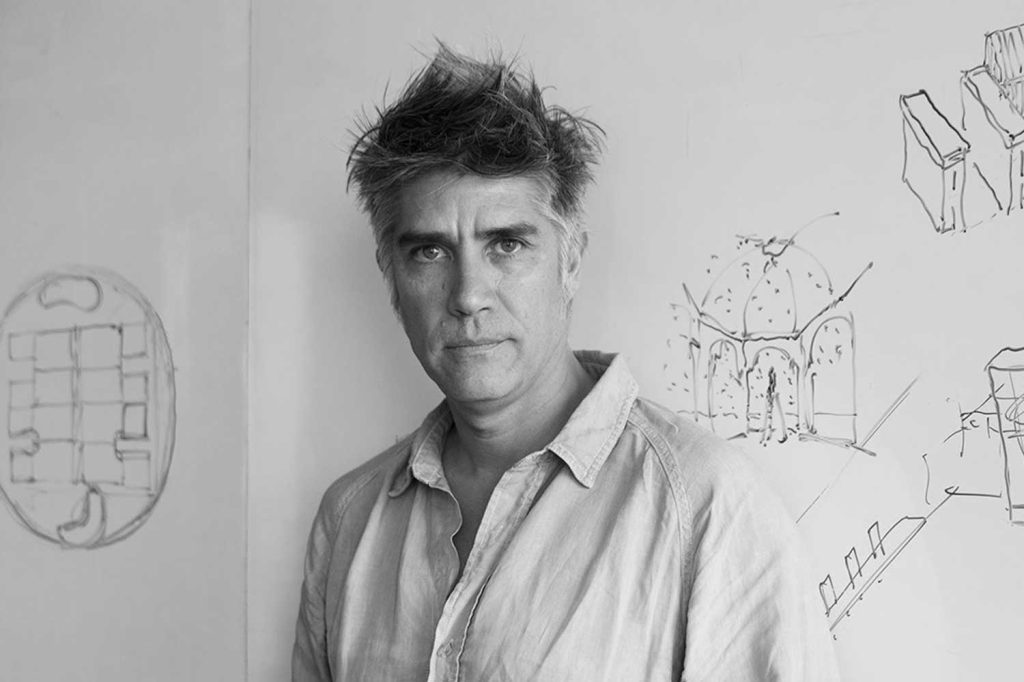 10 remarkable works of Alejandro Aravena