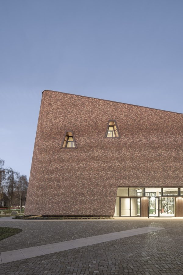 Rapunzel Visitor Center by haascookzemmrich STUDIO 2050