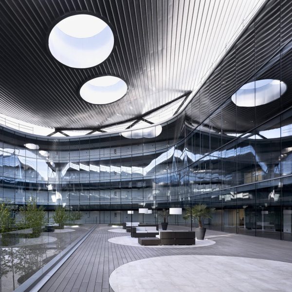 Rey Juan Carlos Hospital by Rafael de La-Hoz