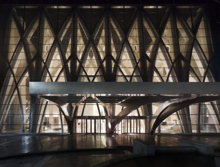 Al Hamra Tower, the world's tallest curved concrete skyscraper by SOM