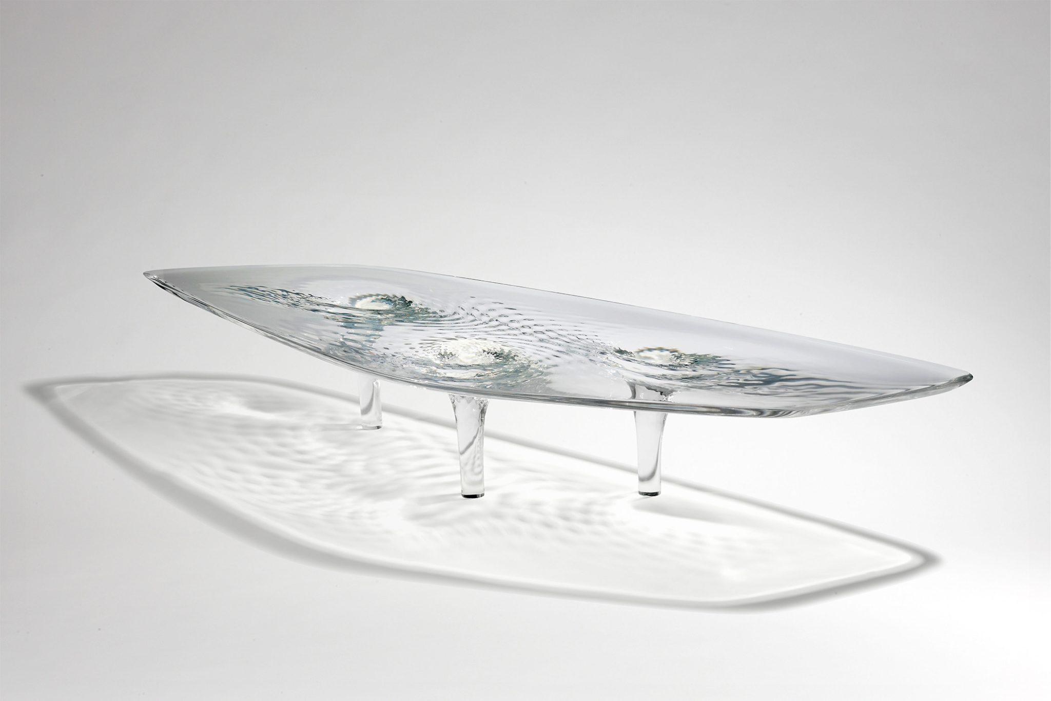 Liquid Tables by Zaha Hadid Design - PA | Architecture and Technology