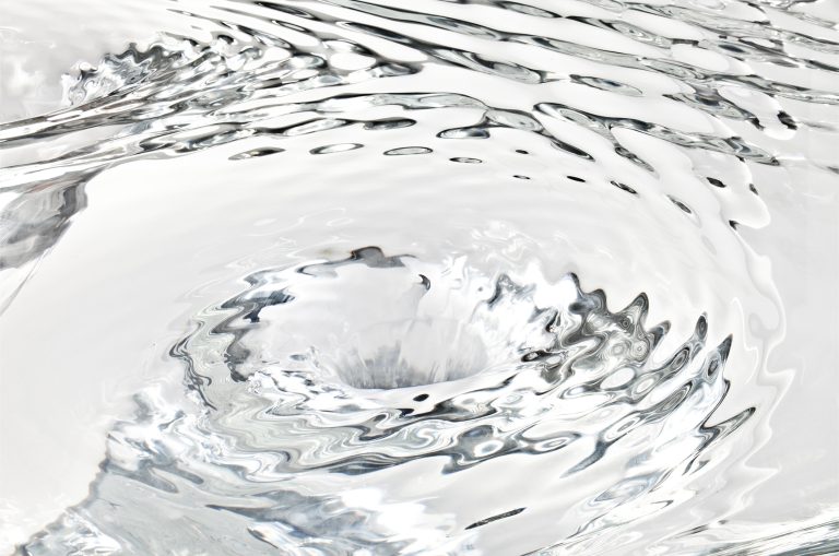 Liquid Tables by Zaha Hadid Design - PA | Architecture and Technology