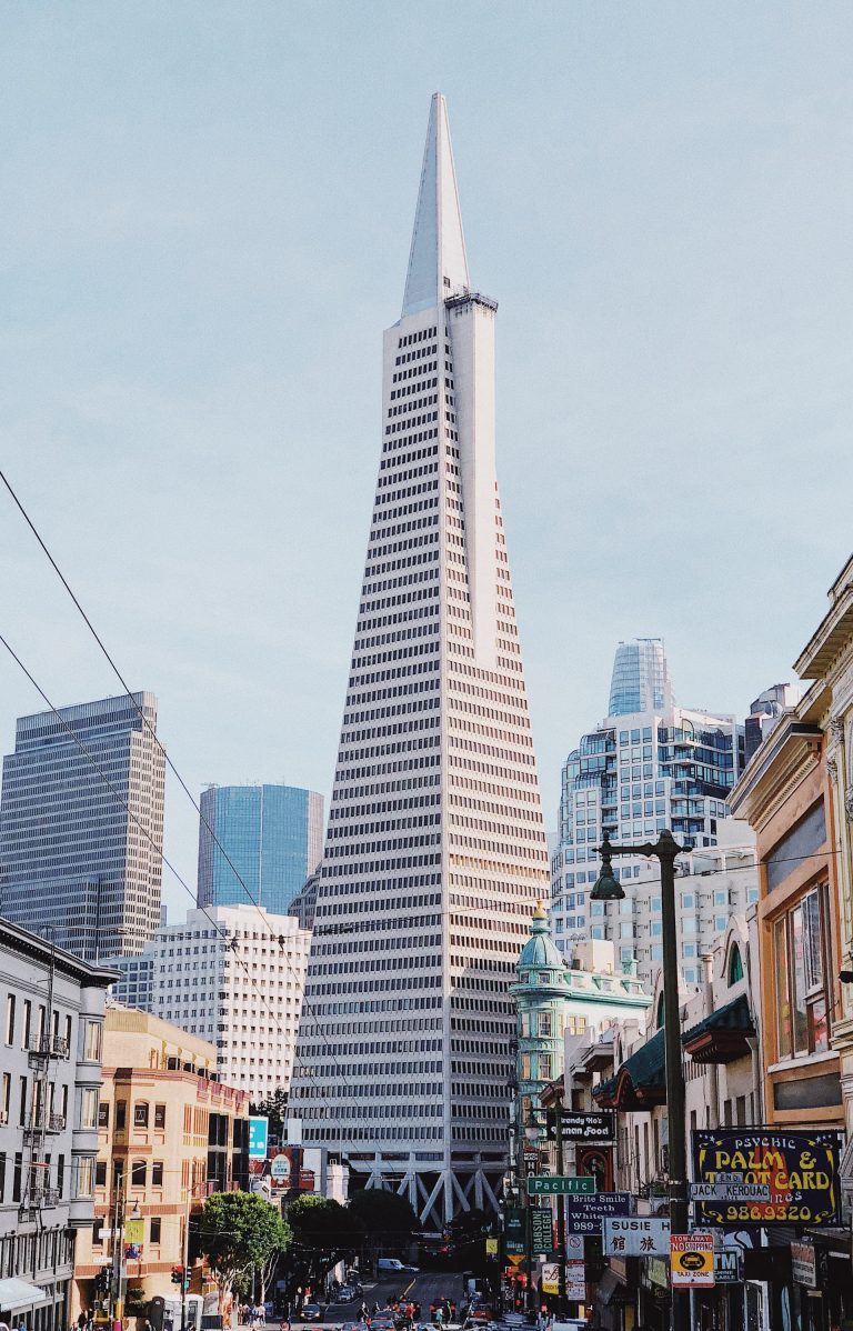 What Does ChatGPT Know About Architecture (Updated in 2025)?