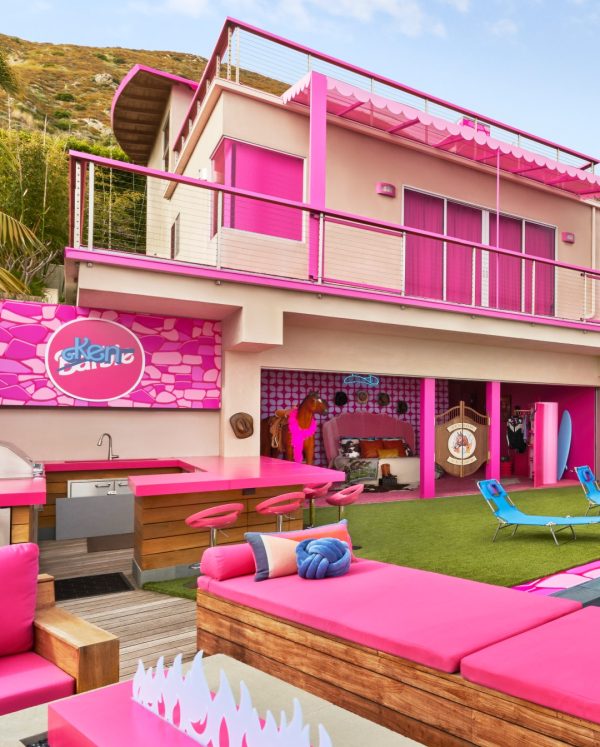 The Barbie Movie: Buildings in the Plastic-Fantastic Life - Parametric ...