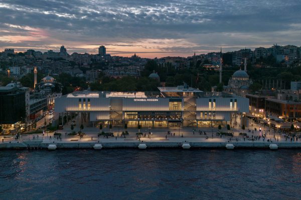 Istanbul Architecture Guide: 8 modern buildings to explore