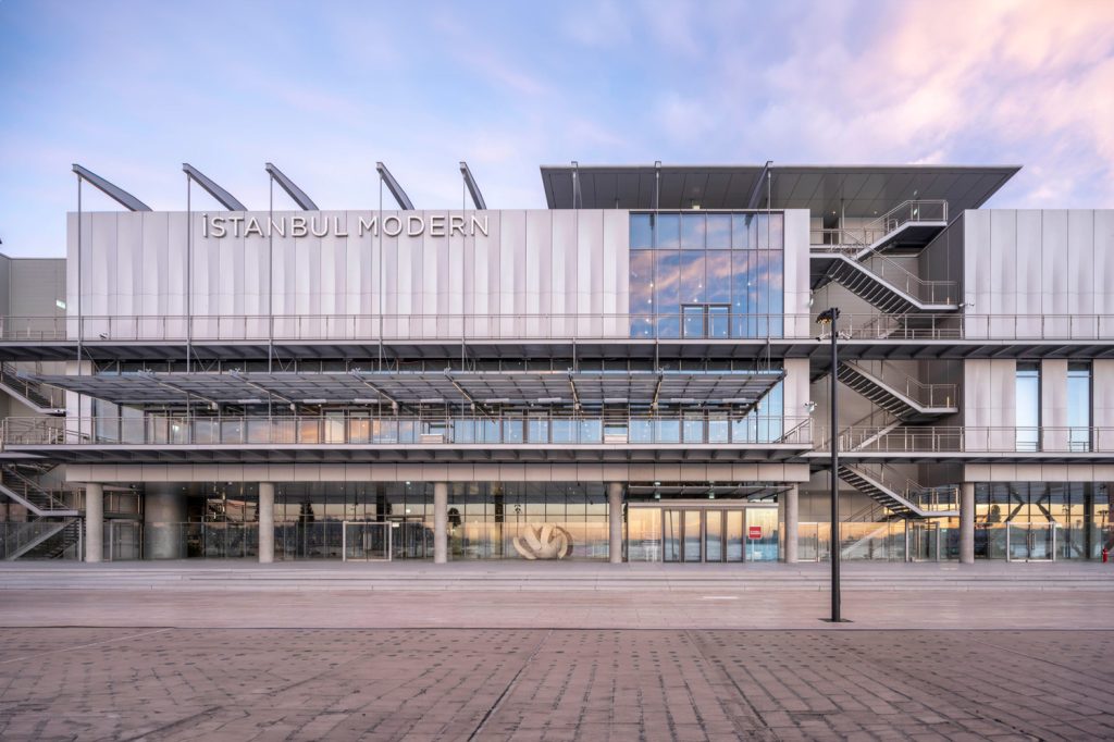 Istanbul Architecture Guide: 8 modern buildings to explore