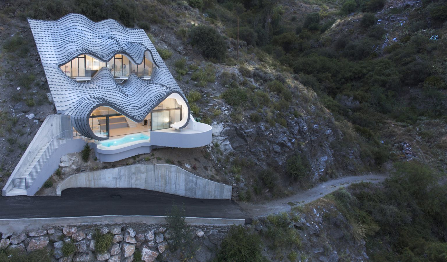 8 unique architectural projects inspired by 'dragons'