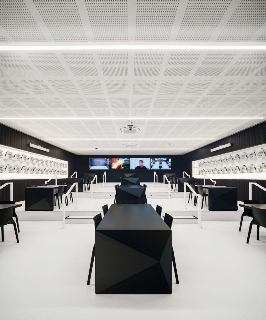 XR-Lab-Hangar-02-8 - Parametric Architecture