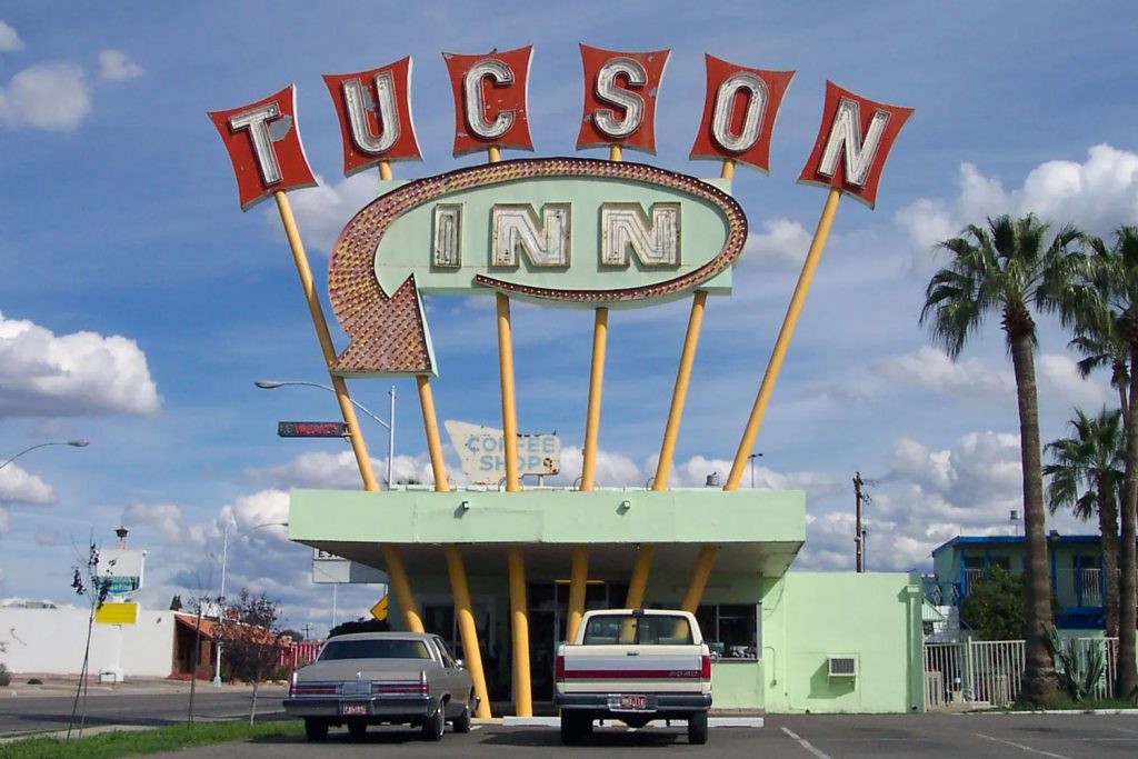 Googie Architecture: 6 futuristic design examples