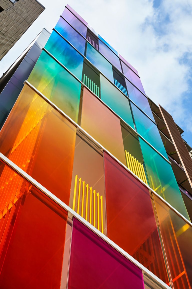 SAKO Architects’ Tokyo Office: Multicolored Glass Facade