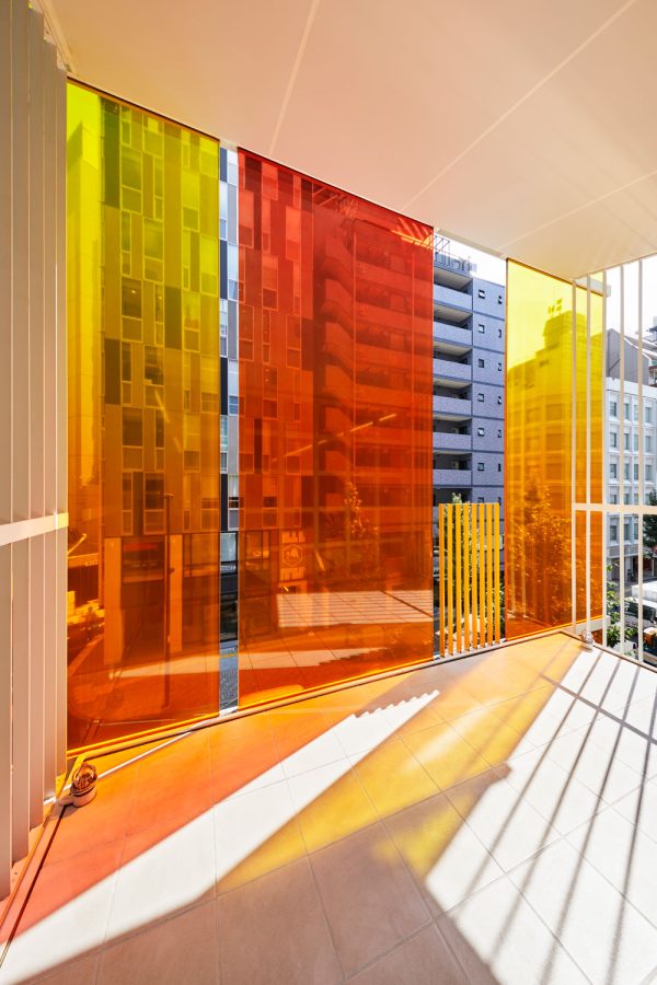 SAKO Architects’ Tokyo Office: Multicolored Glass Facade