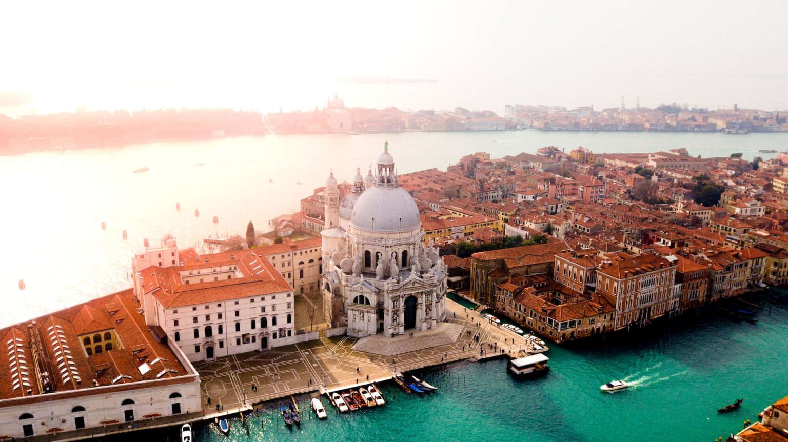 Venice Architecture City Guide: 8 historical and modern buildings to see