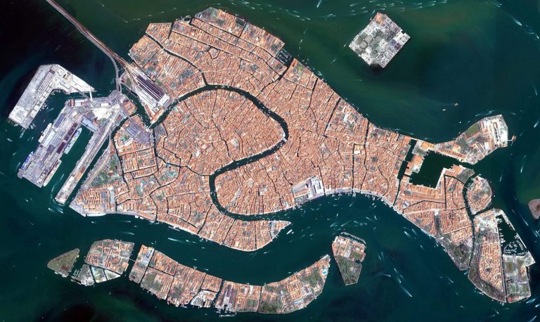 Venice Architecture City Guide: 8 historical and modern buildings to see