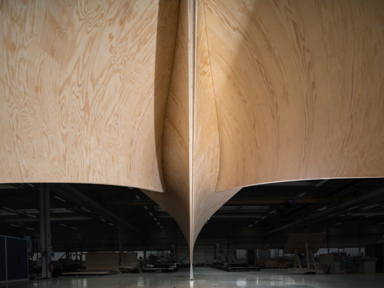 HygroShell: Innovating with Self-Constructing Timber