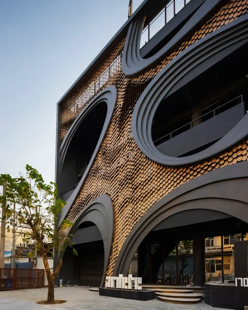 Studio Ardete’s Headquarters, Shaping a Living Facade