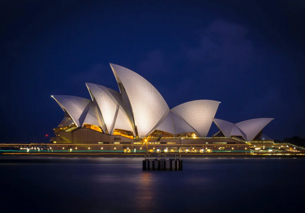 10 Biggest Theatre Buildings in The World