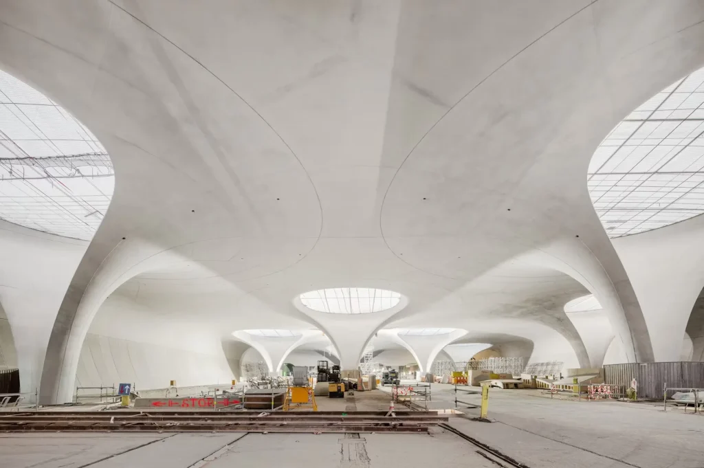 Stuttgart Main Station Ingenhoven Architect S Turn Structure Into