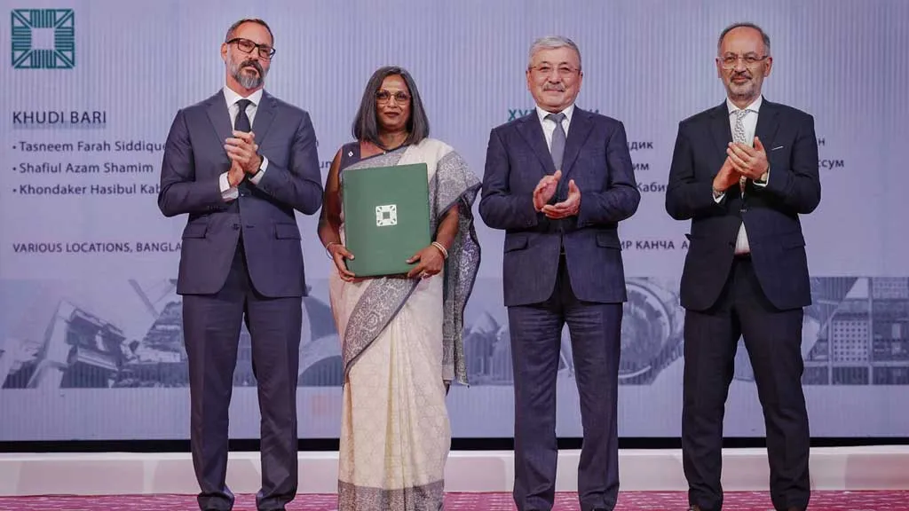 Marina Tabassum Wins 2025 Aga Khan Award for Architecture for ‘Khudi Bari’